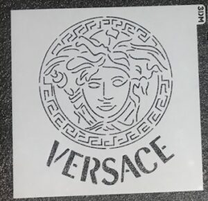 VERSACE LOGO – STENCIL PARA PASTEL – 20X20 CM